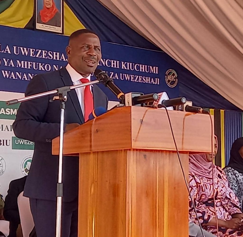 Serikali yasisitiza mambo mazuri kwa wajasiriamali - HabariLeo