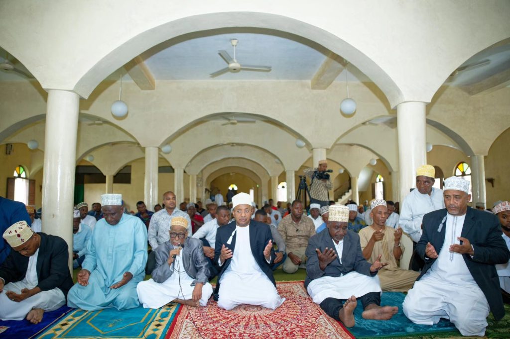 Mwinyi: Hakuna neema kubwa zaidi ya amani - HabariLeo