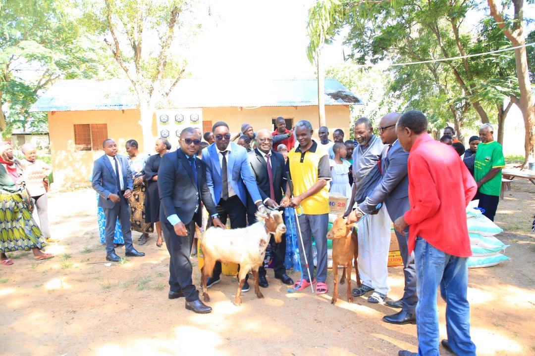 TRA Dodoma yawafariji wenye uhitaji - HabariLeo