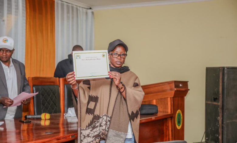 Emmanuela aibuka na ushindi wa 93.5% Isimani - HabariLeo